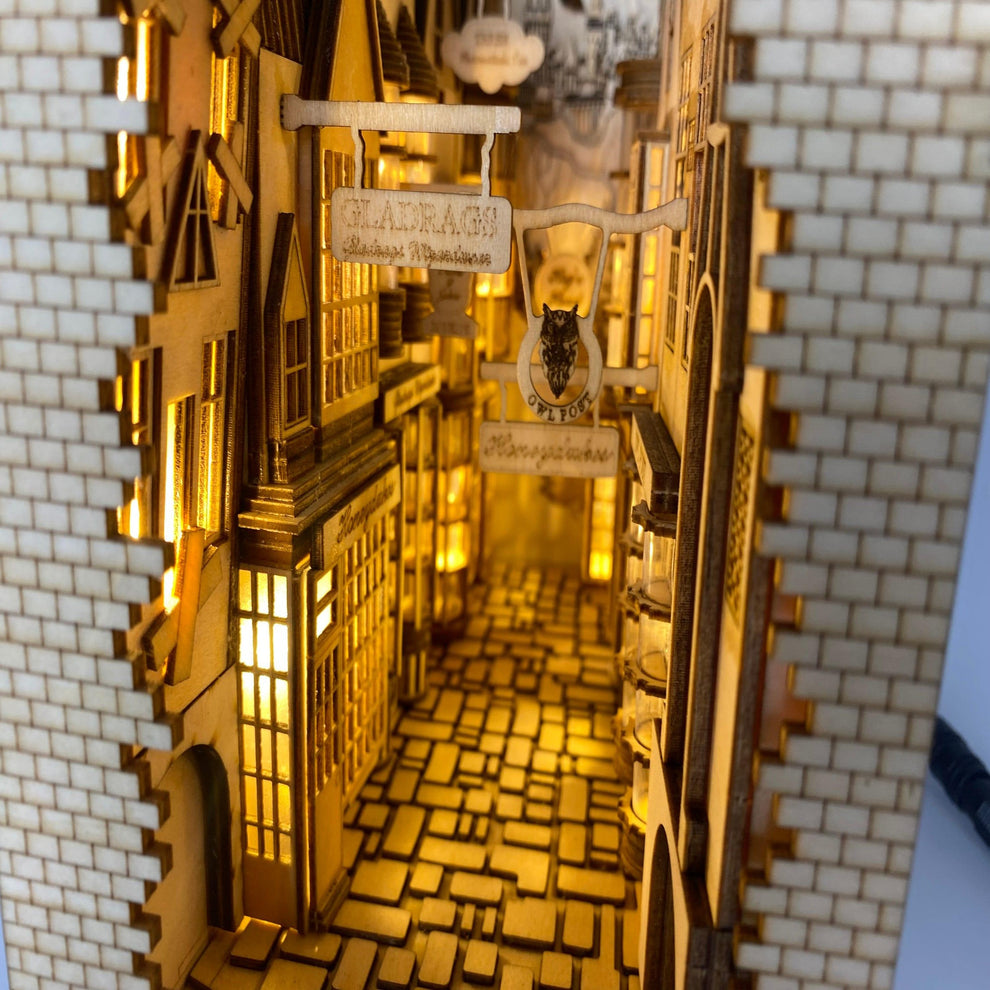 DIY Book Nook - Hogsmade Village Book Nook - DIY Magic Book Nook ...